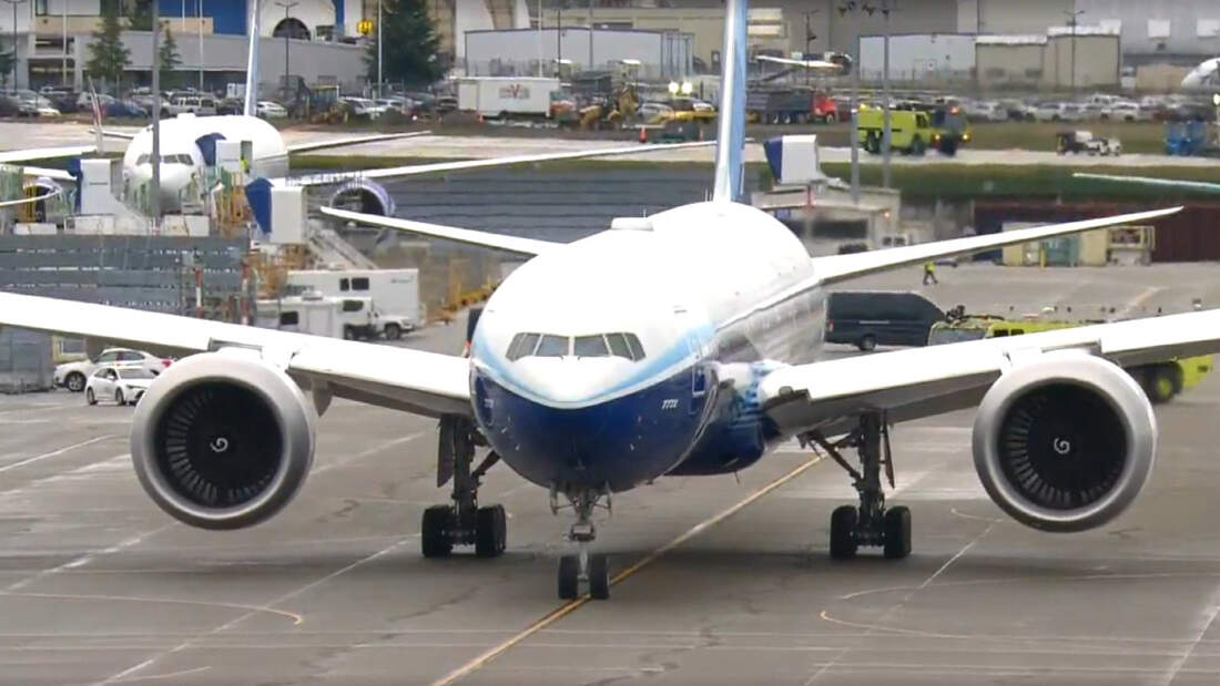 Boeing 777-9 startet in Everett zum Erstflug | FLUG REVUE