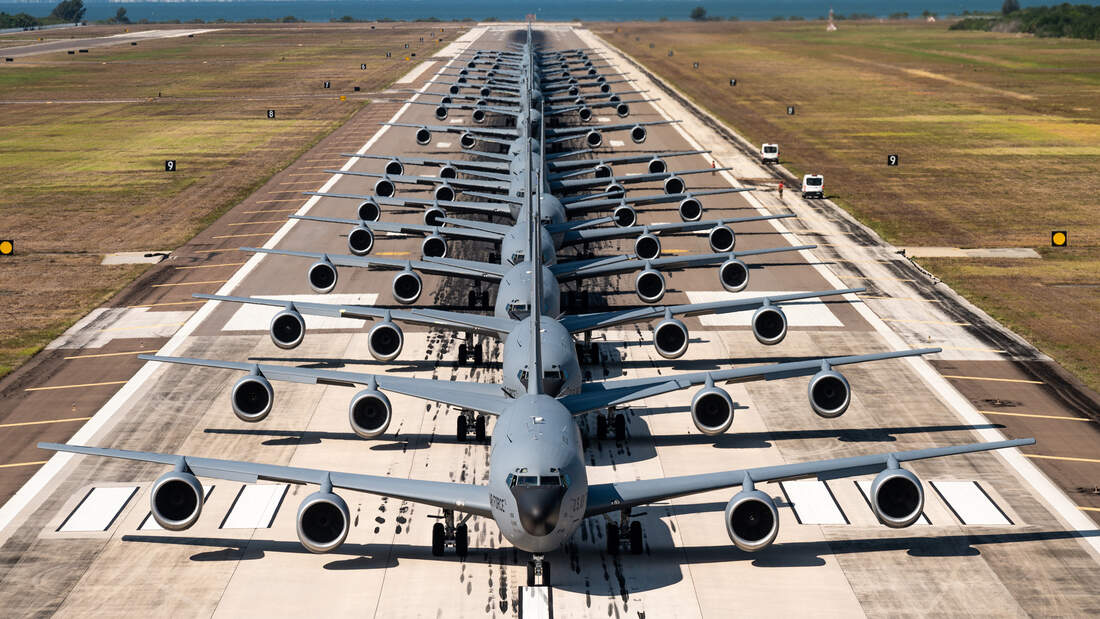 Elephant Walk mit KC-135: Stratotanker am laufenden Band | FLUG REVUE