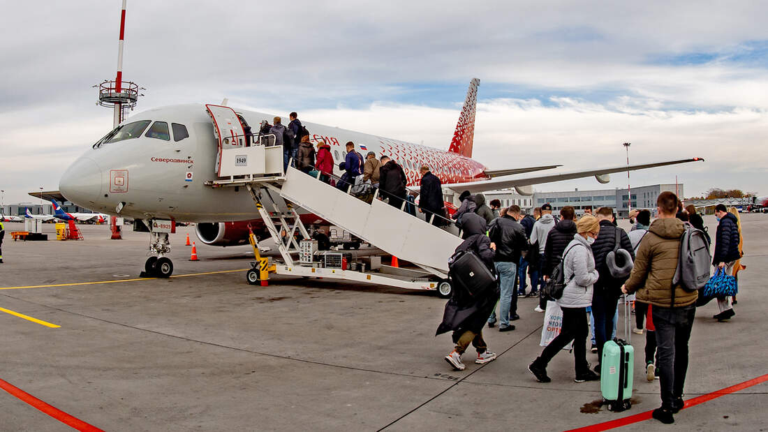 Flug Nach Sankt Petersburg