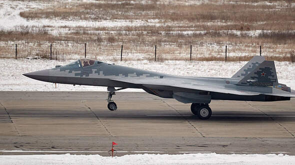 Neue Lieferung: Russlands erste Einsatzstaffel mit Suchoi Su-57? | FLUG ...