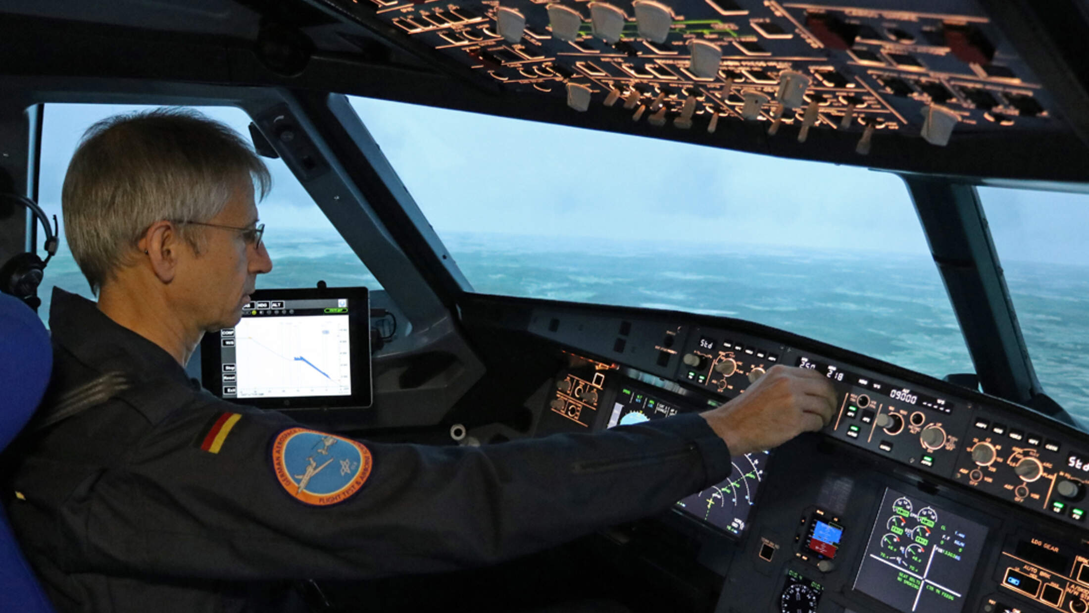 DLR testet leisere Anflüge im Simulator | FLUG REVUE
