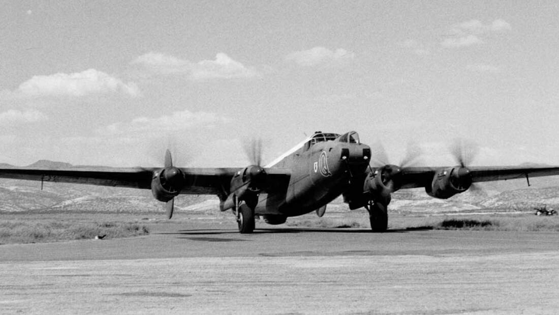 Avro Shackleton MR.2 wird wieder fliegen - FLUG REVUE