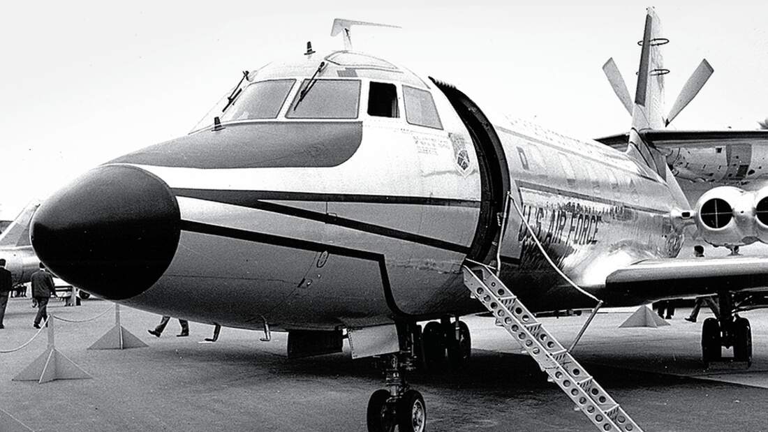 Lockheed CL-329 JetStar - Einer der ersten Business-Jets - FLUG REVUE