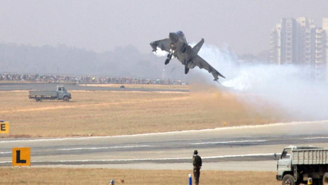 Indien - Erste Staffel erhält Kampfflugzeug Tejas - FLUG REVUE