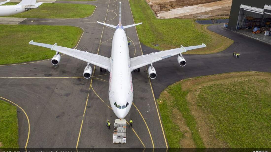 A340-300 BLADE hebt erstmals ab - FLUG REVUE