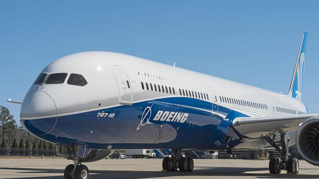 Emirates wählt 787-10 Dreamliner - FLUG REVUE