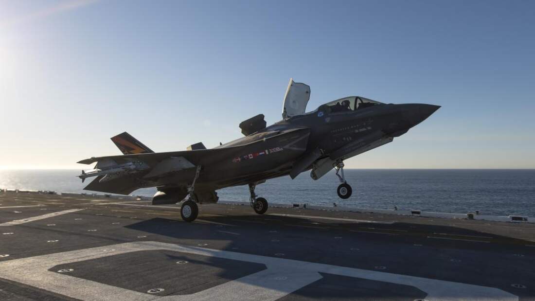 Italien erhält seine erste Lockheed Martin F-35B - FLUG REVUE