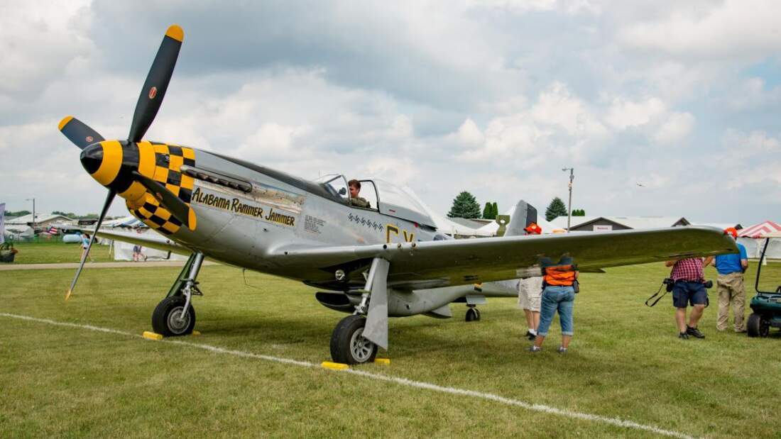 North American P-51D Mustang "Frenesi" ist wieder in der Luft - FLUG REVUE