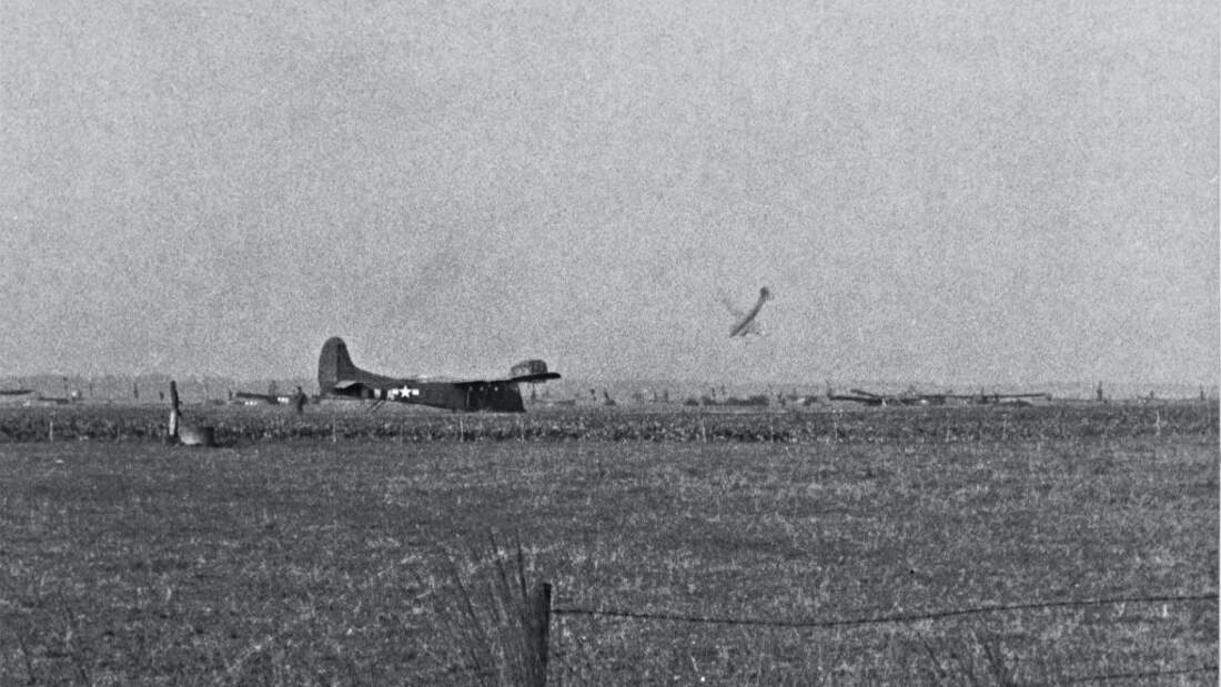 WACO CG-4A - Alliierter Lastensegler - FLUG REVUE