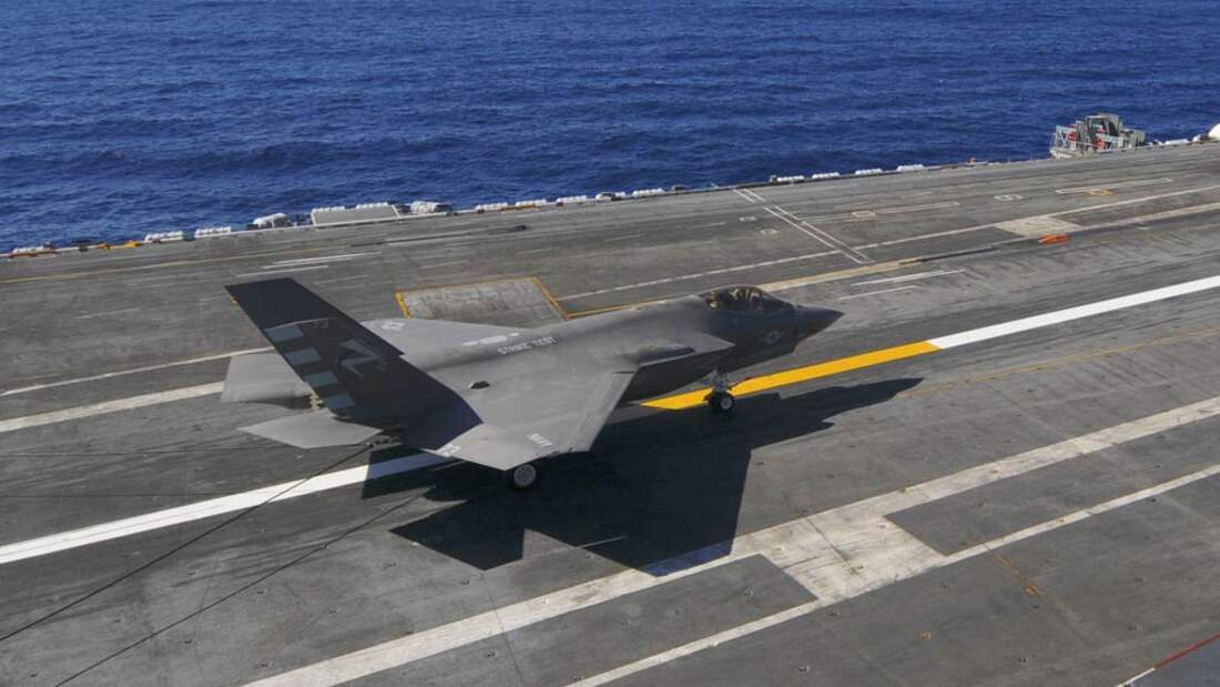 Lockheed Martin F-35C macht ersten Besuch in Lemoore - FLUG REVUE