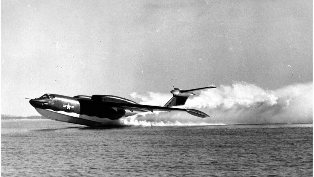 Jetflugboot Martin P6M SeaMaster - FLUG REVUE