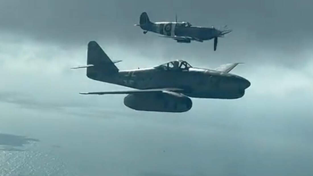 Me 262 und Spitfire erstmals gemeinsam über Englands Küste | FLUG REVUE