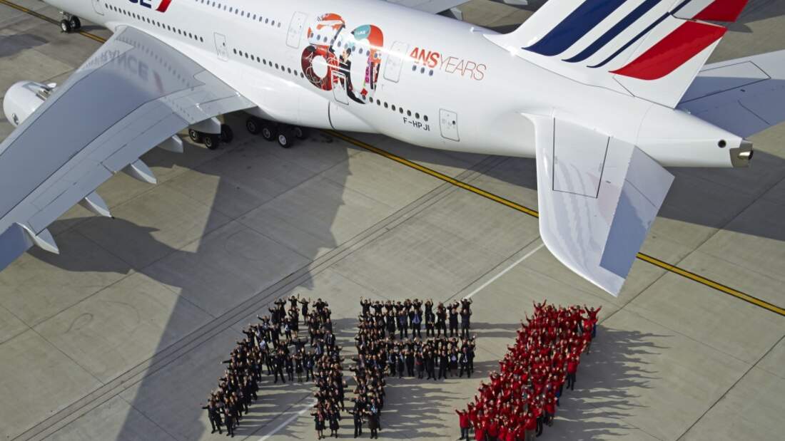 Cayenne schleppt A380 - FLUG REVUE