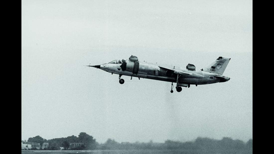Senkrechtstarter VAK 191 B: der deutsche Harrier | FLUG REVUE