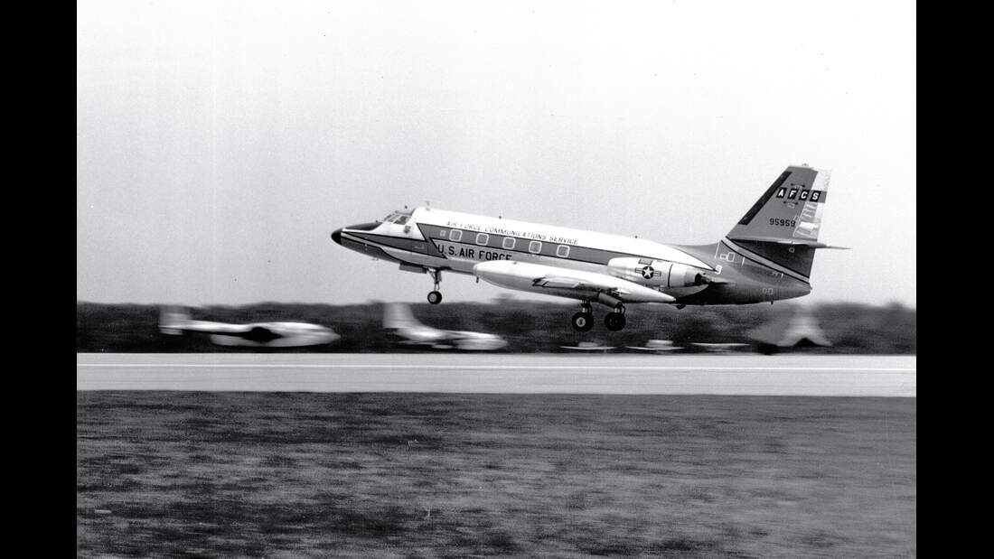 Lockheed CL-329 JetStar - Einer der ersten Business-Jets | FLUG REVUE