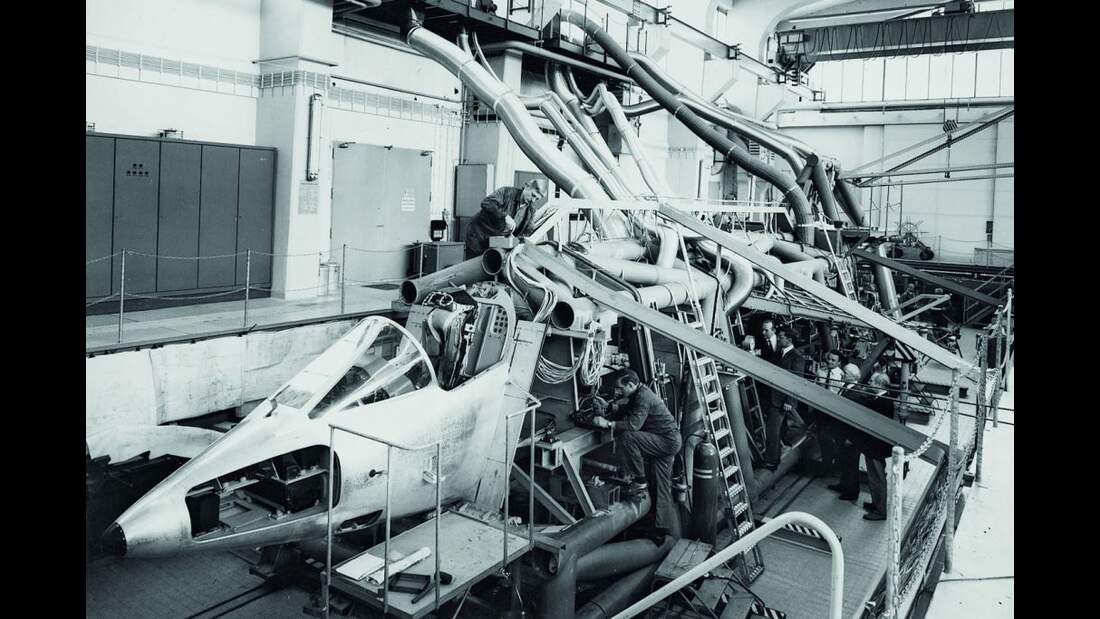 Senkrechtstarter VAK 191 B: der deutsche Harrier | FLUG REVUE