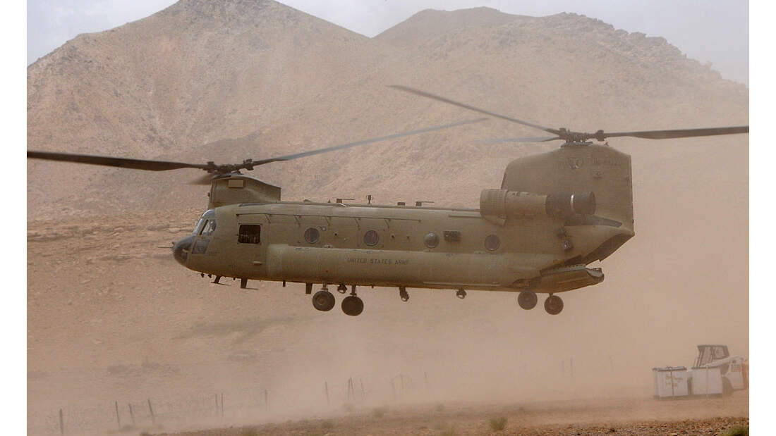 Schwerer Transporthubschrauber der Luftwaffe im Haushalt