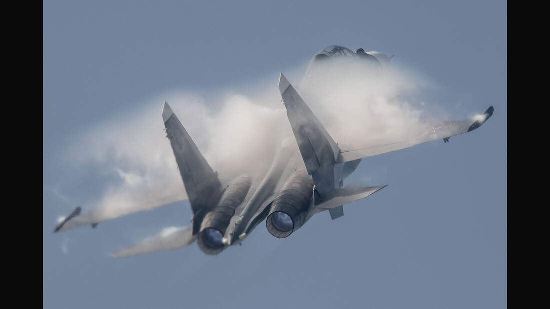 Neue "Super Suchois" Su-30SM2 für Russlands Marineflieger | FLUG REVUE