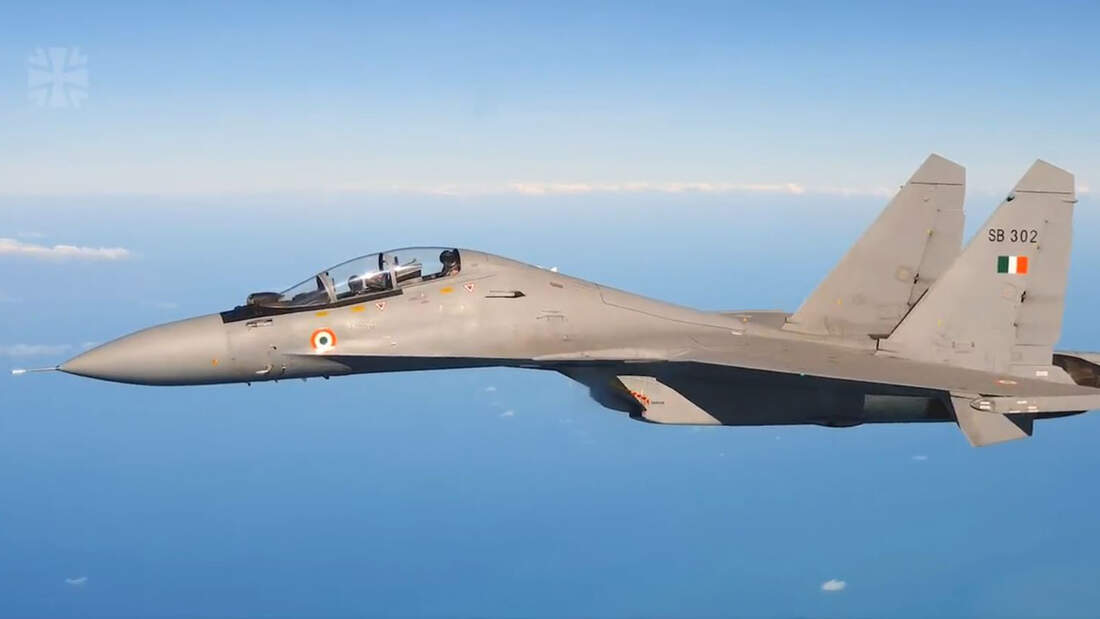Deutscher Eurofighter-Pilot fliegt indische Su-30 in Australien | FLUG ...