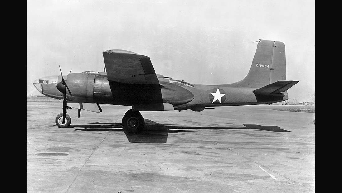 Jagdbomber Douglas A-26 Invader - FLUG REVUE