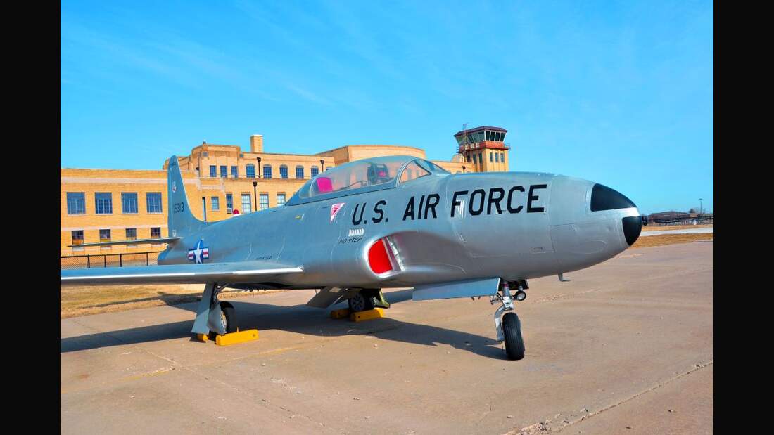 Kansas Aviation Museum in Wichita | FLUG REVUE