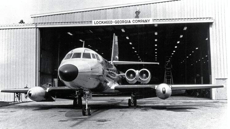 Lockheed CL-329 JetStar - Einer der ersten Business-Jets | FLUG REVUE