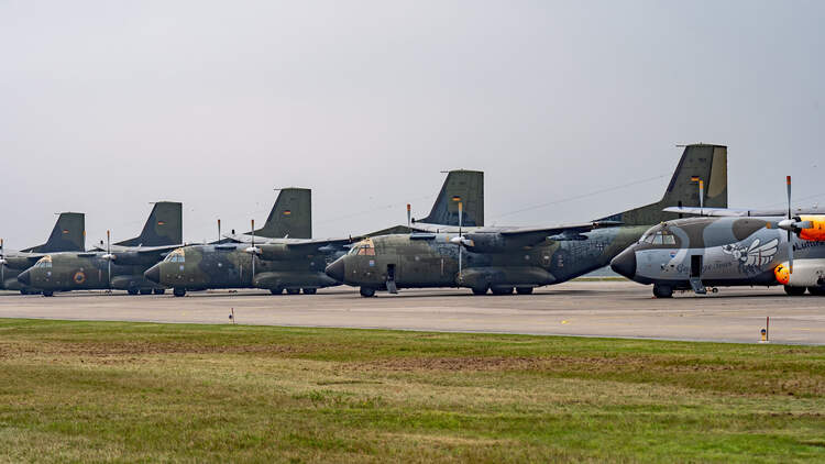 Die drei letzten deutschen Transall fliegen nach Australien | FLUG REVUE