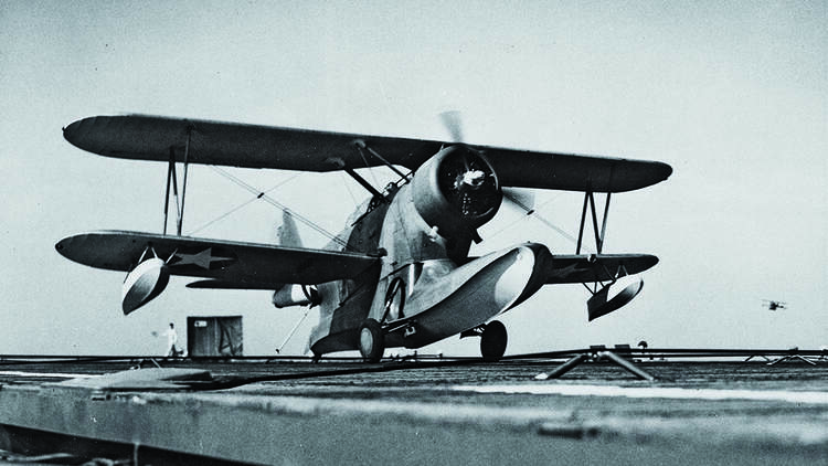 Doppeldecker-Amphibienflugzeug Grumman J2F Duck | FLUG REVUE