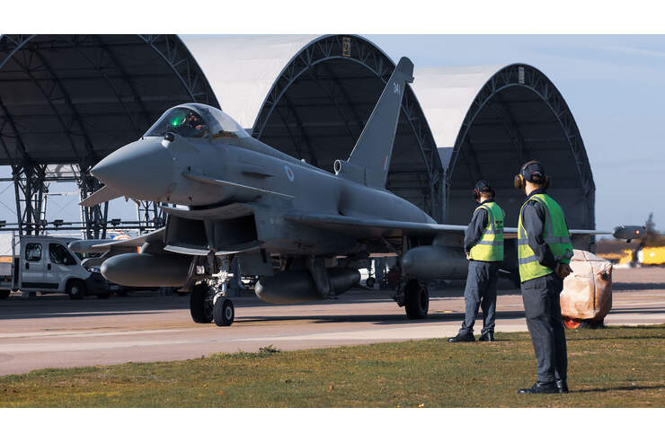 Britische Eurofighter sichern die Fußball-WM in Katar | FLUG REVUE