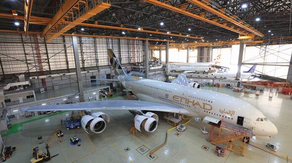 Lufthansa A380: Erster "Heavy Check" bei Etihad | FLUG REVUE