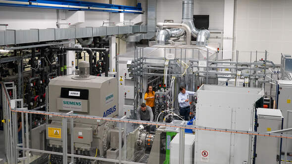 Airbus beginnt Tests mit "Iron Pod" für Brennstoffzellenflugzeug | FLUG ...